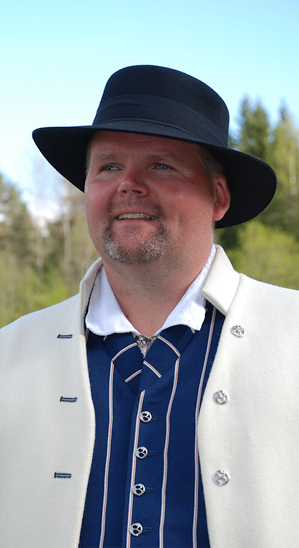 Herrebunad - Zignatursting